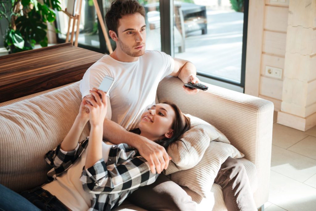 How To Give Your Boyfriend Space Without Losing Him (And Without Worry ...