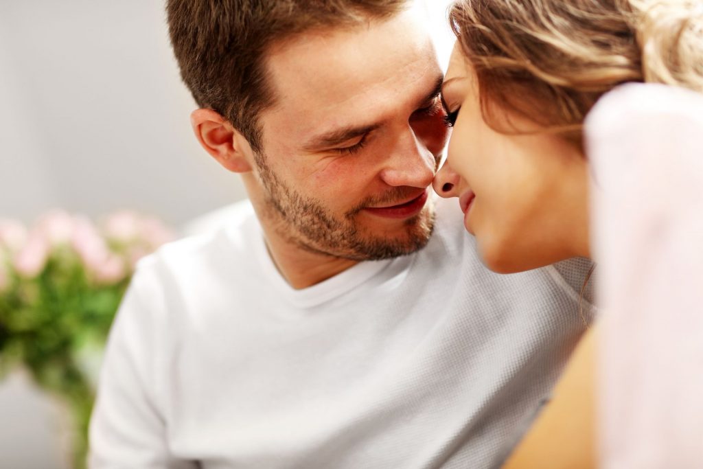 100 Flirty Text Messages To Turn The Heat Up - Love Catalogue