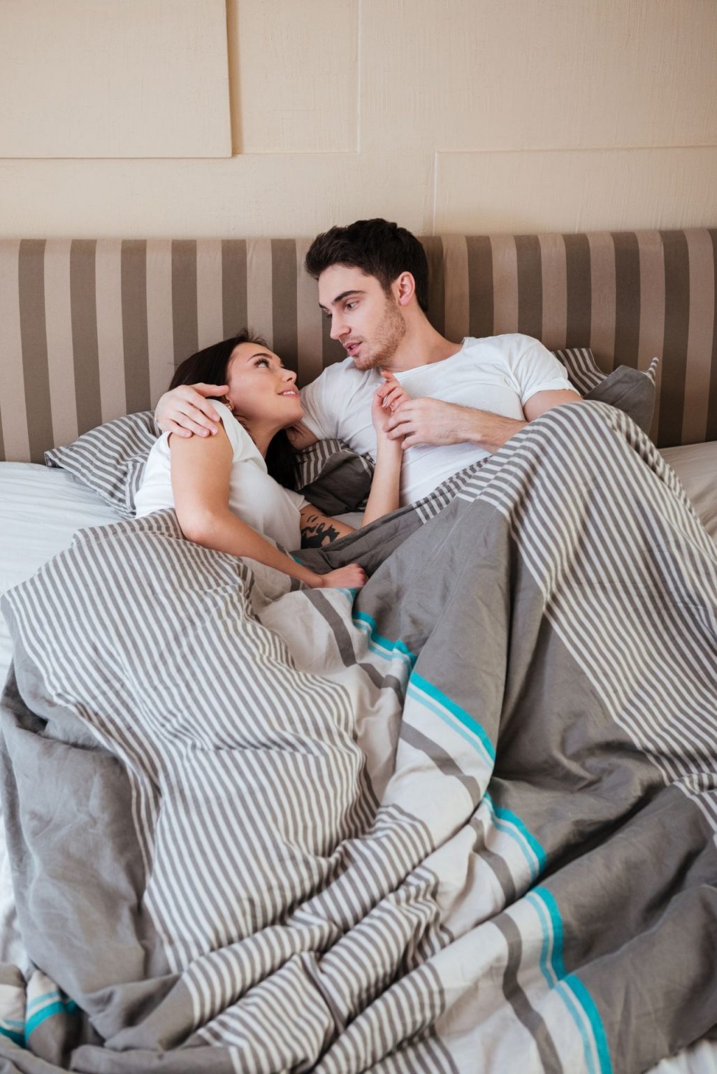 50 Fun Indoor Activities For Couples Who Are Bored At Home - Love Catalogue