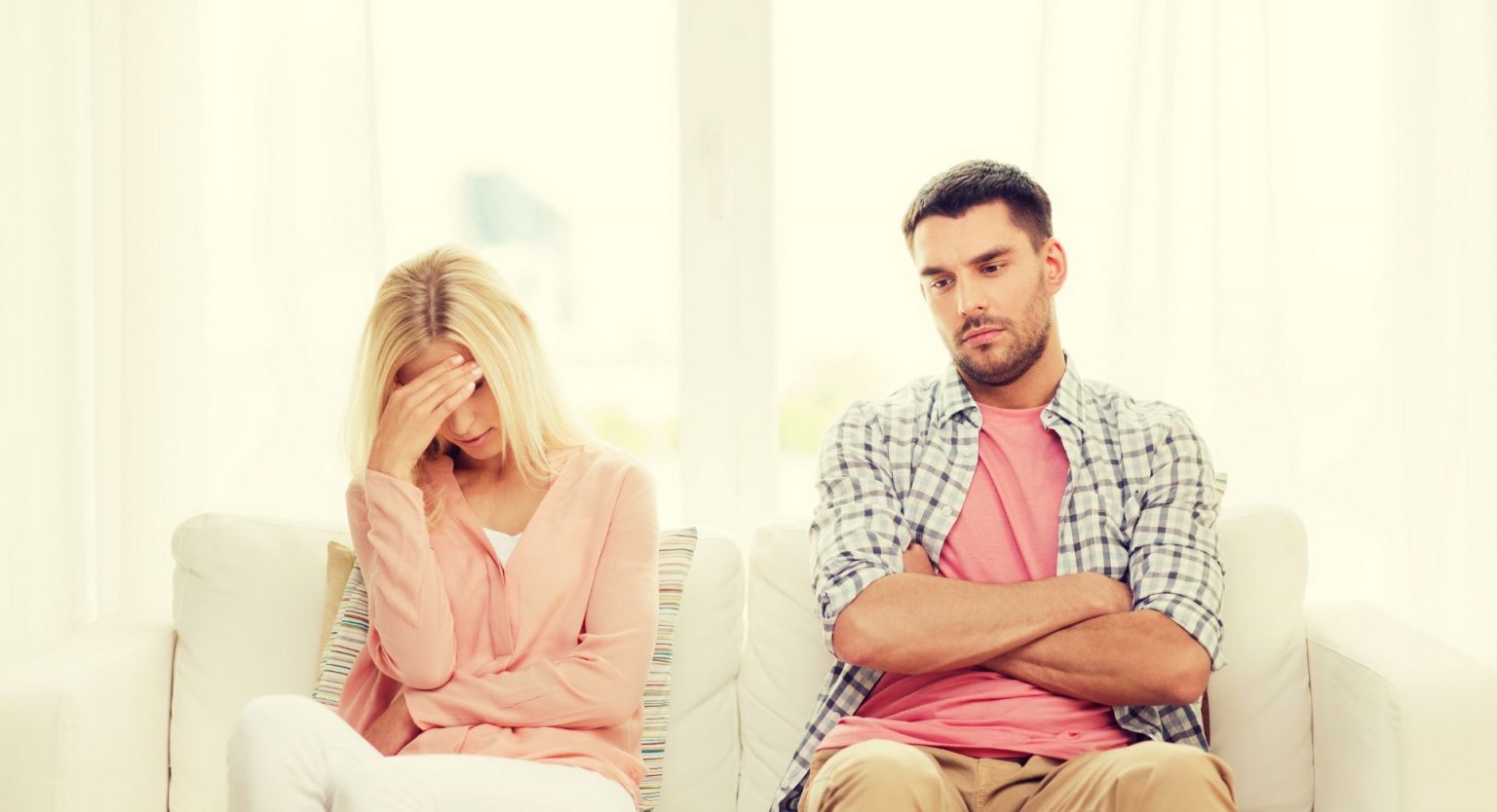 10 Warning Signs Of A Toxic Relationship - Love Catalogue